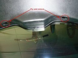 How to remove the rear hatch panel