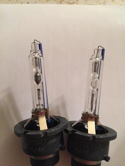 What does a bad HID Bulb look like?